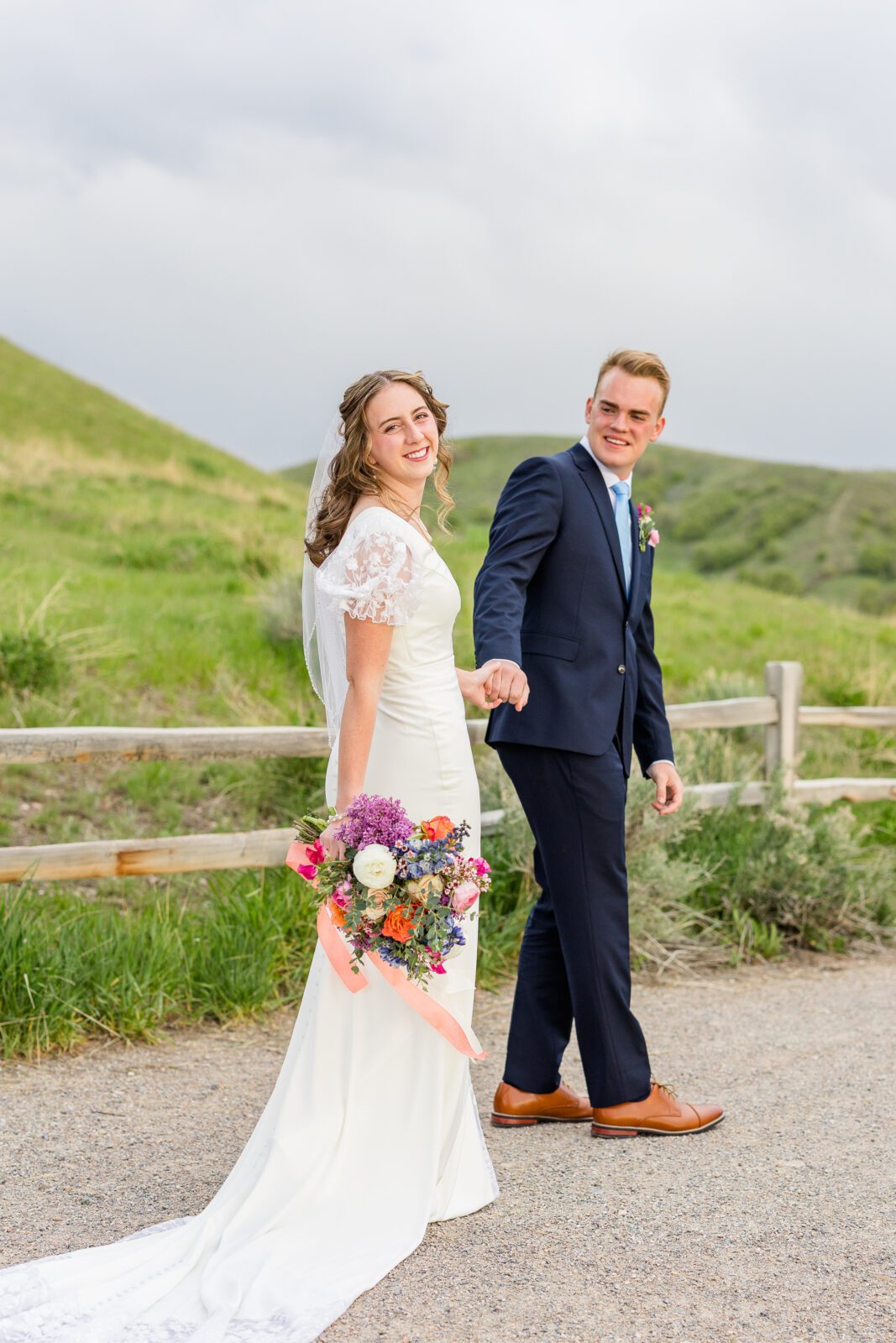 Tunnel Springs Bridal Portraits - Spring - caryshaslamphotography.com