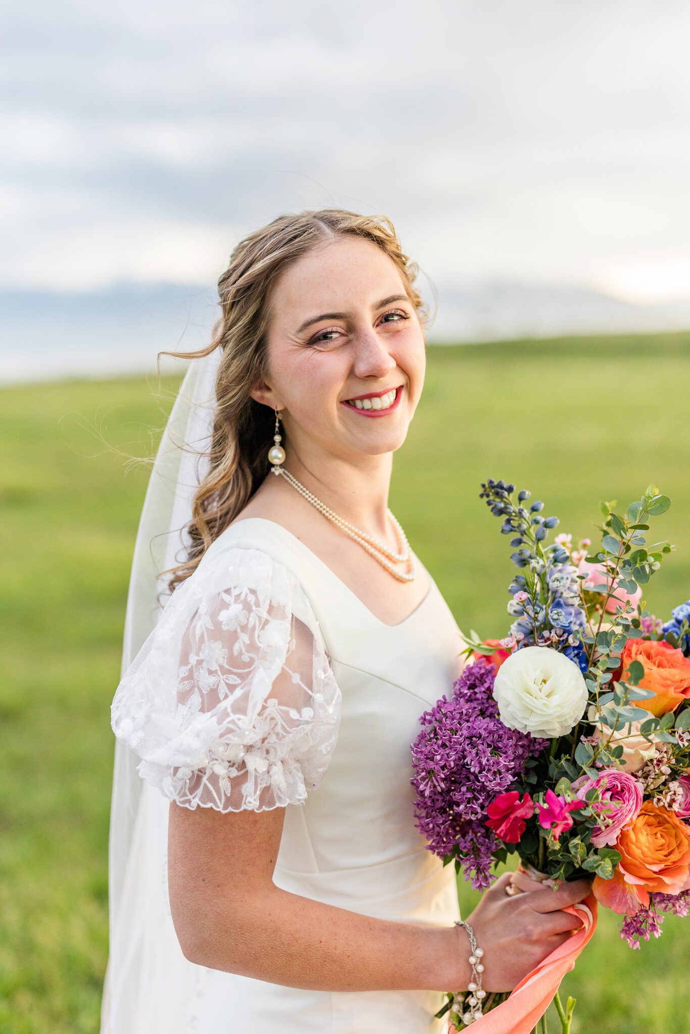 Tunnel Springs Bridal Portraits - Spring - caryshaslamphotography.com