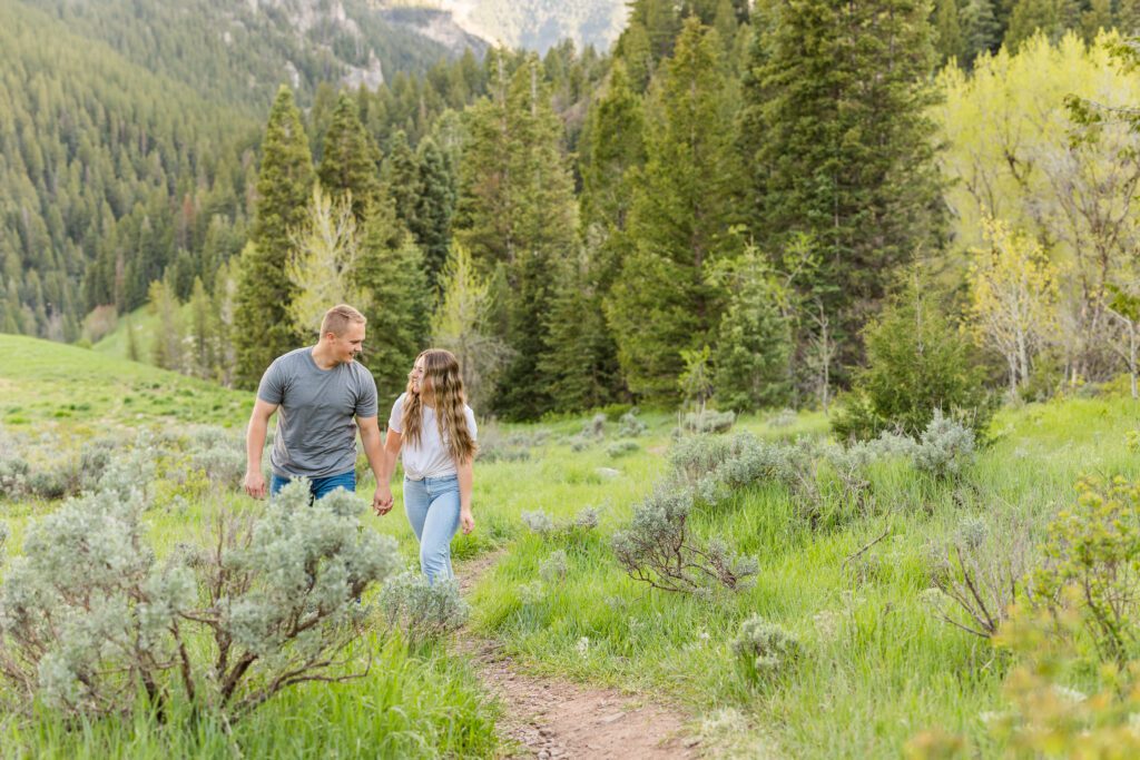 Tibble Fork Engagement Session - caryshaslamphotography.com